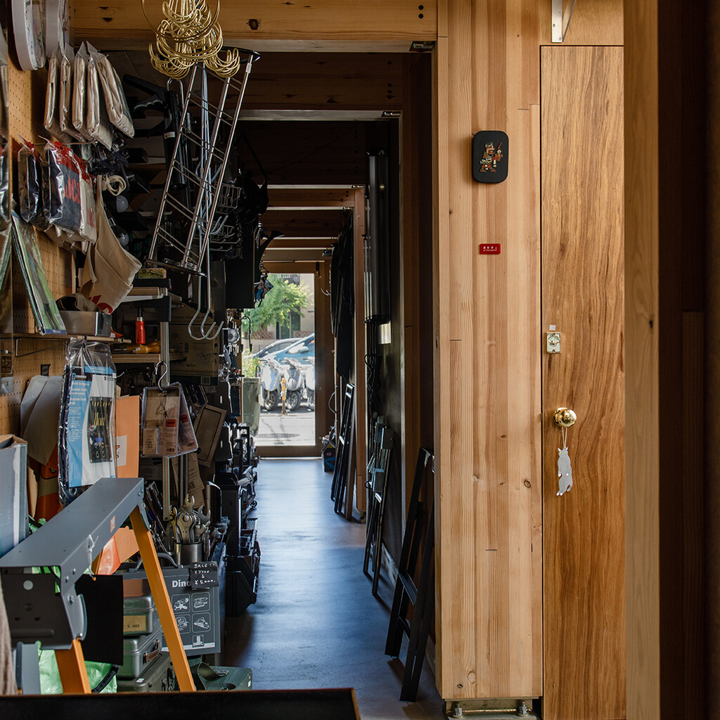 KimuraMatsumoto — house A / shop B・Bolts Hardware Store